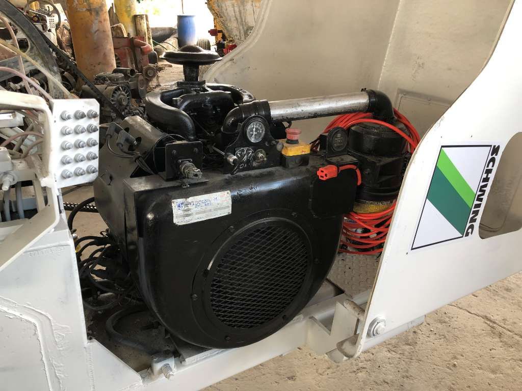 2006 SCHWING P88 CONCRETE PUMP
