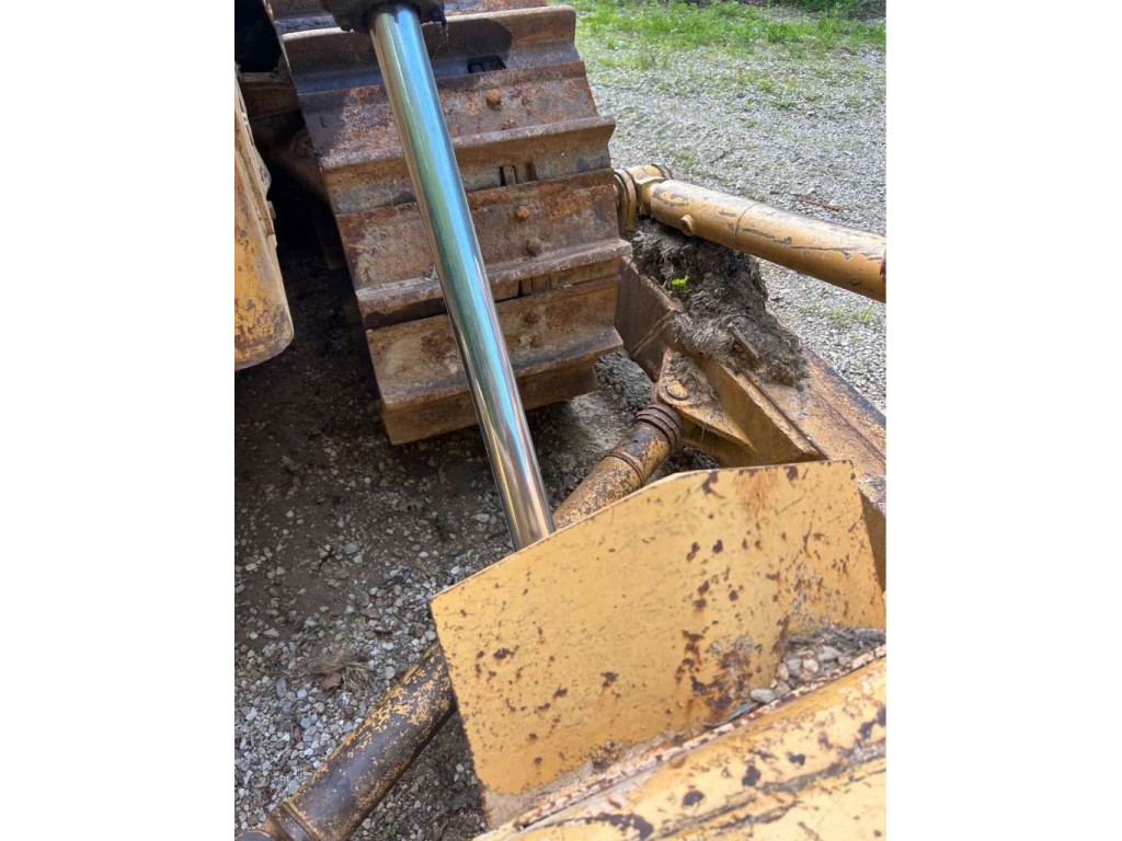 1981 CATERPILLAR D8H CRAWLER DOZER