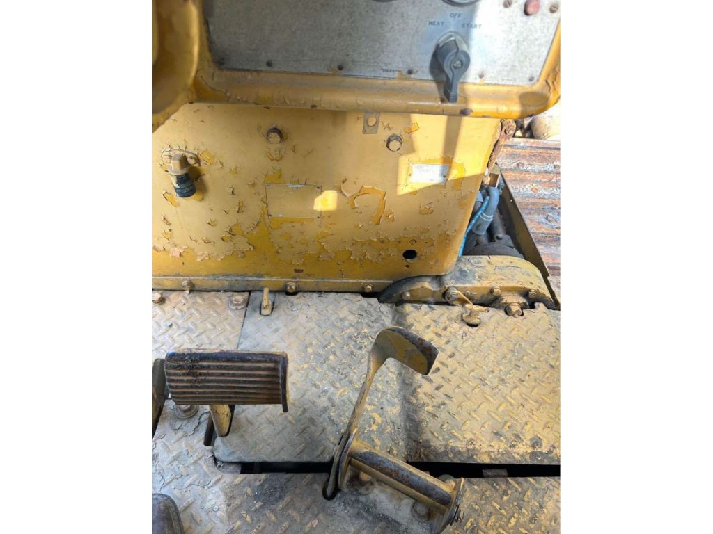 1981 CATERPILLAR D8H CRAWLER DOZER